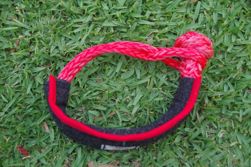 RED ROPE SOFT SHACKLE 14T/20T – Drifta Camping & 4WD Europe